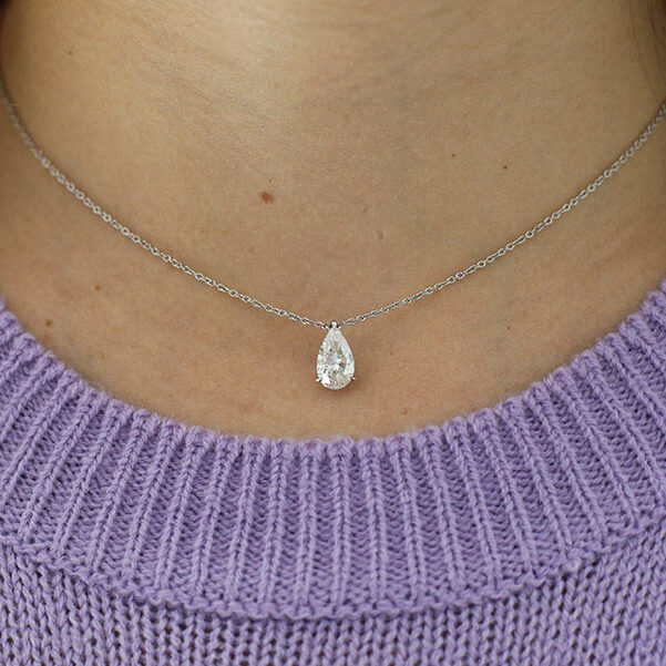 1.5 Carat Pear Shape Diamond Pendant Nature Sparkle